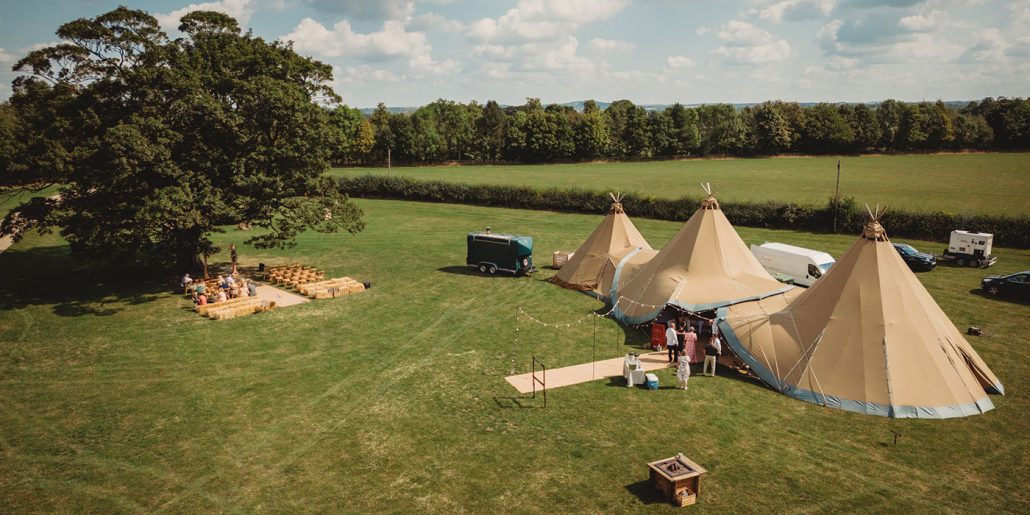 Outdoor Weddings in Leicestershire - Cattows Farm